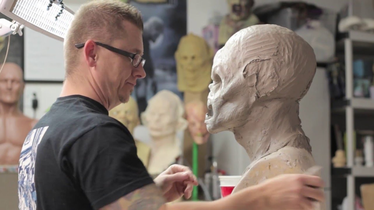 How to sculpt a Monster Mask - Monster Asylum WED clay demo Jonathan ...