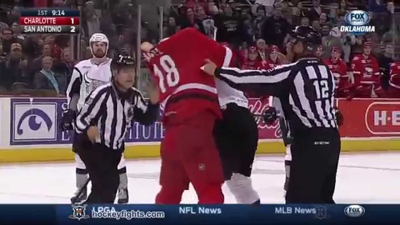 Kyle Hagel vs Tony Turgeon Jan 30, 2015 - YouTube