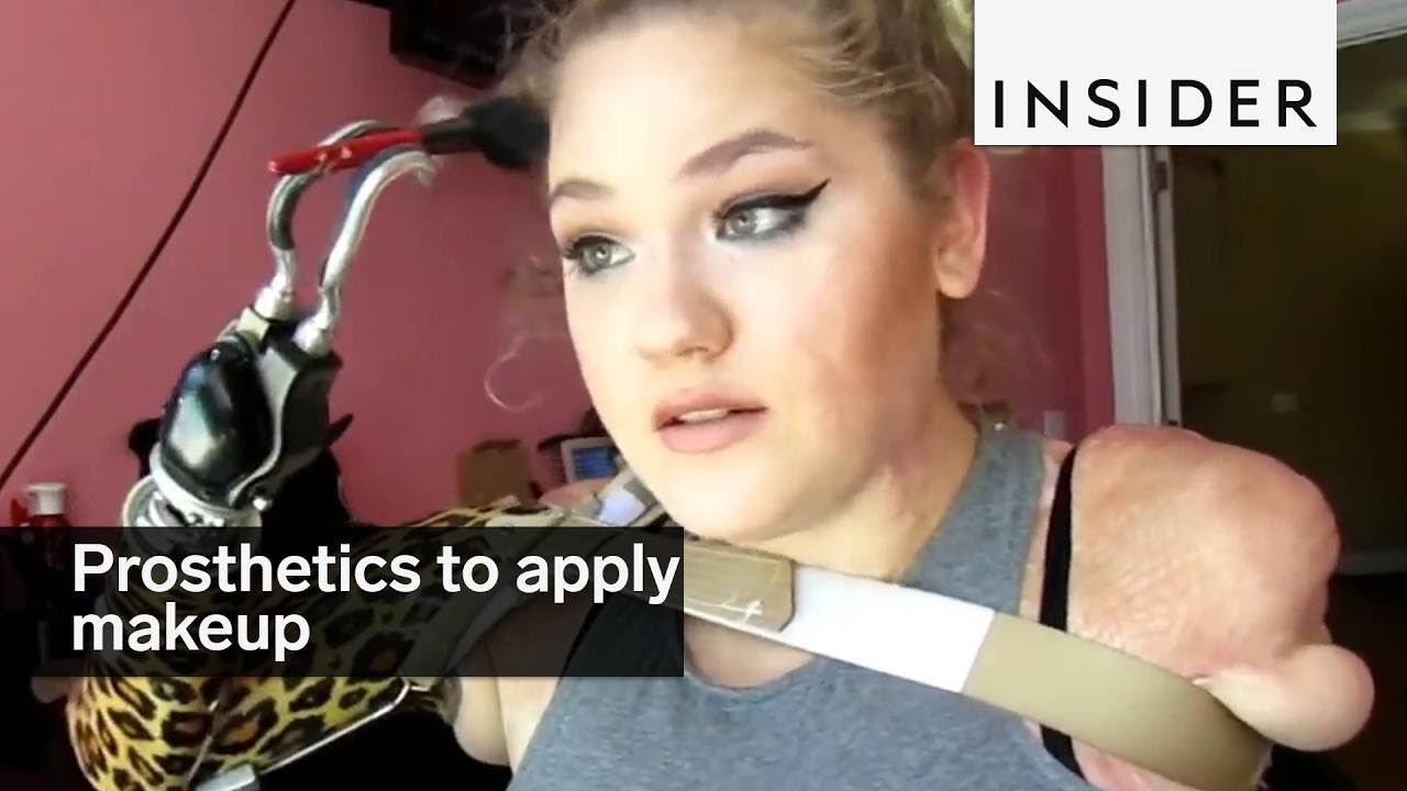 Quadruple amputee uses prosthetics to apply makeup - YouTube