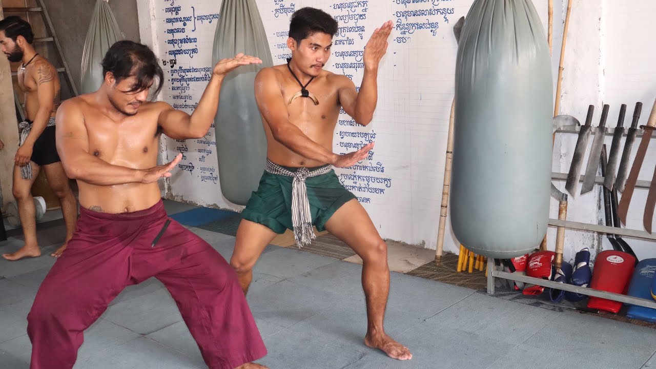 Bokator (ក្បាច់ក្របីលាក់កូន ...