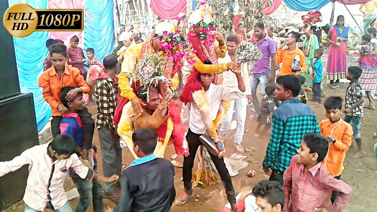 Aadiwasi Merriage Navra Navri Haldi Dance karajgaon, Ak Aadivasi ...