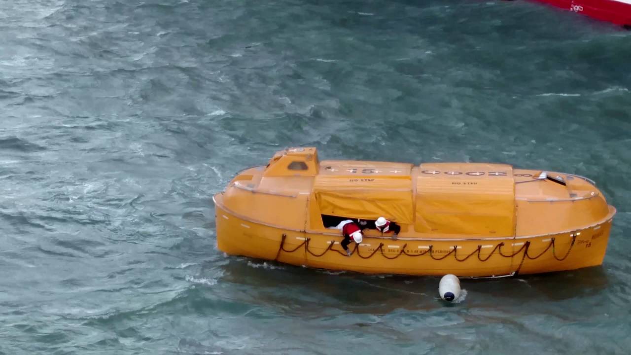 Disney Wonder lifeboat drill, catch and retrieve bouy - YouTube