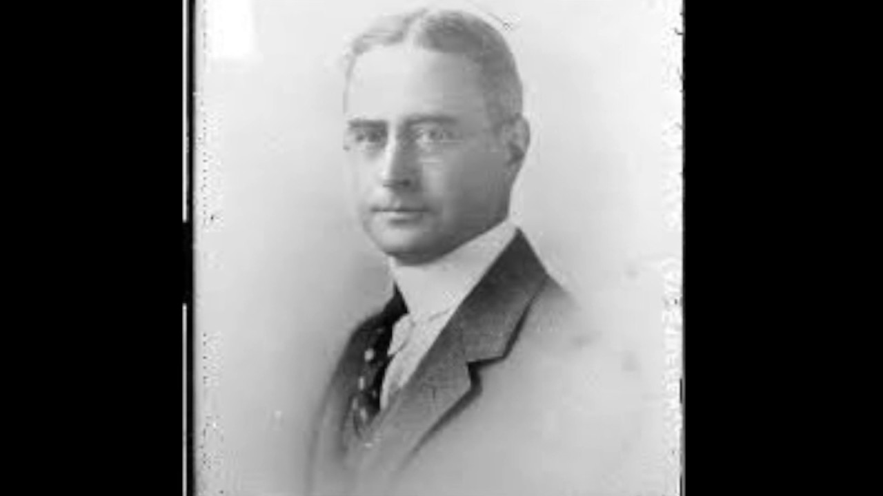 Potter Palmer II Dies in 1943 - YouTube