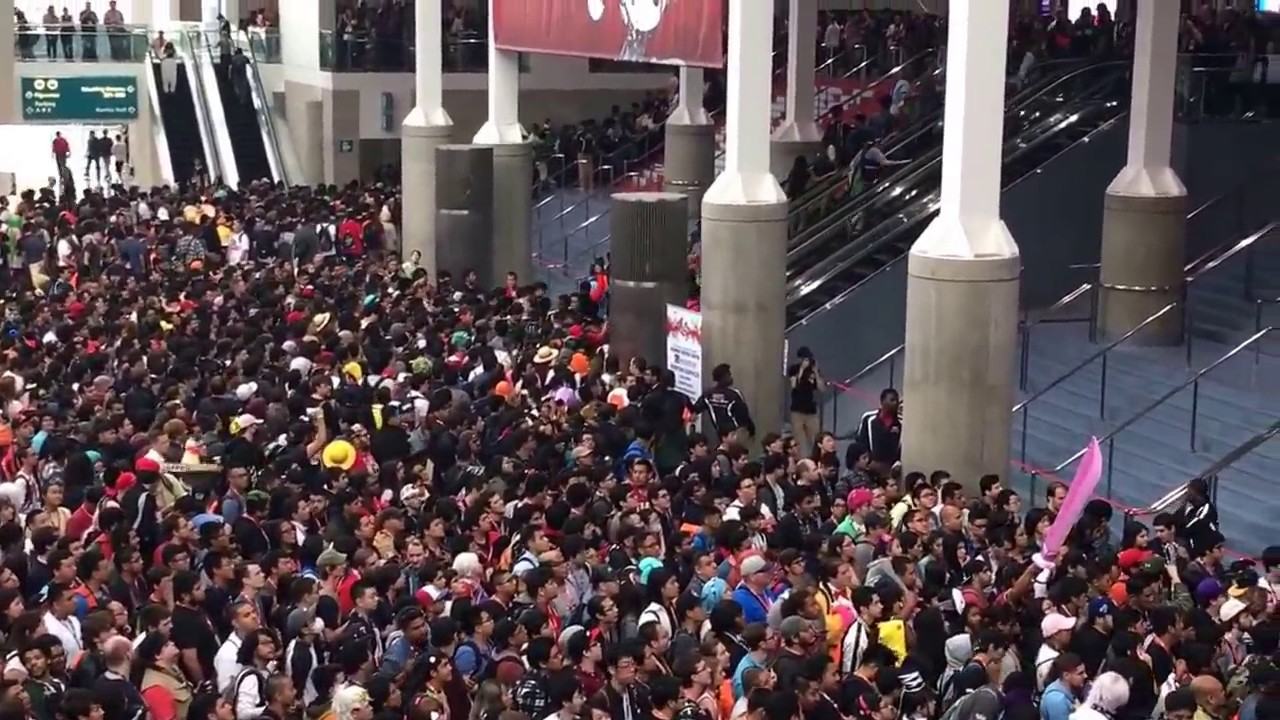 Anime Expo 2017 Opening Ceremony Masses Attempt to Enter - YouTube