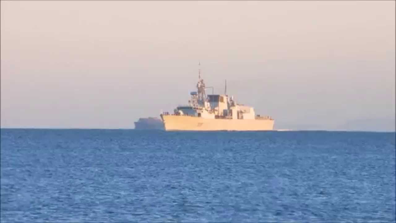 HMCS Calgary returns to port Nov 20 2015 - YouTube