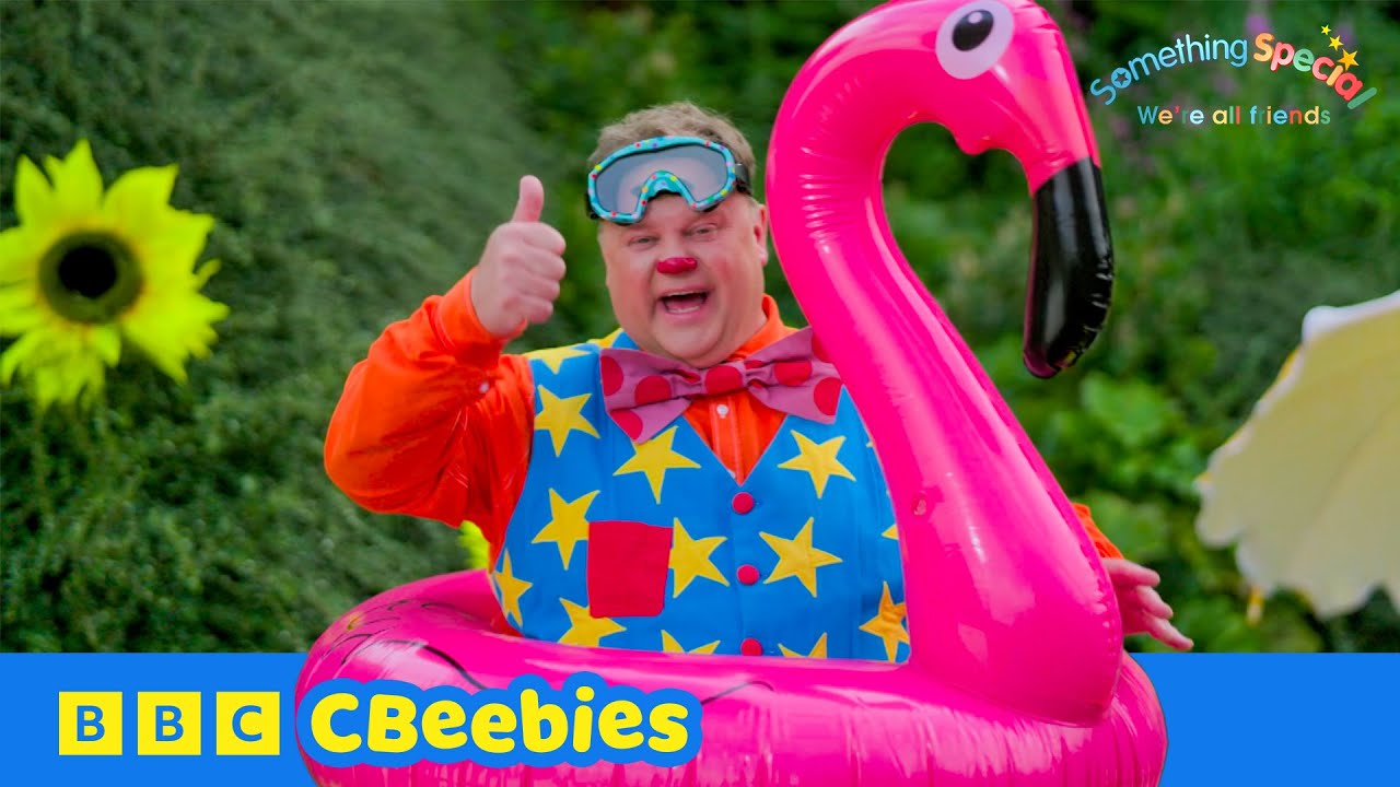 Mr Tumble Gets Ready to Go Swimming! | Fun with Flippers, Goggles ...