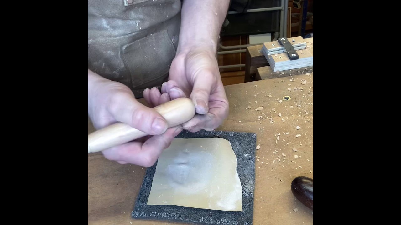 Fitting new handles to old chisels - YouTube