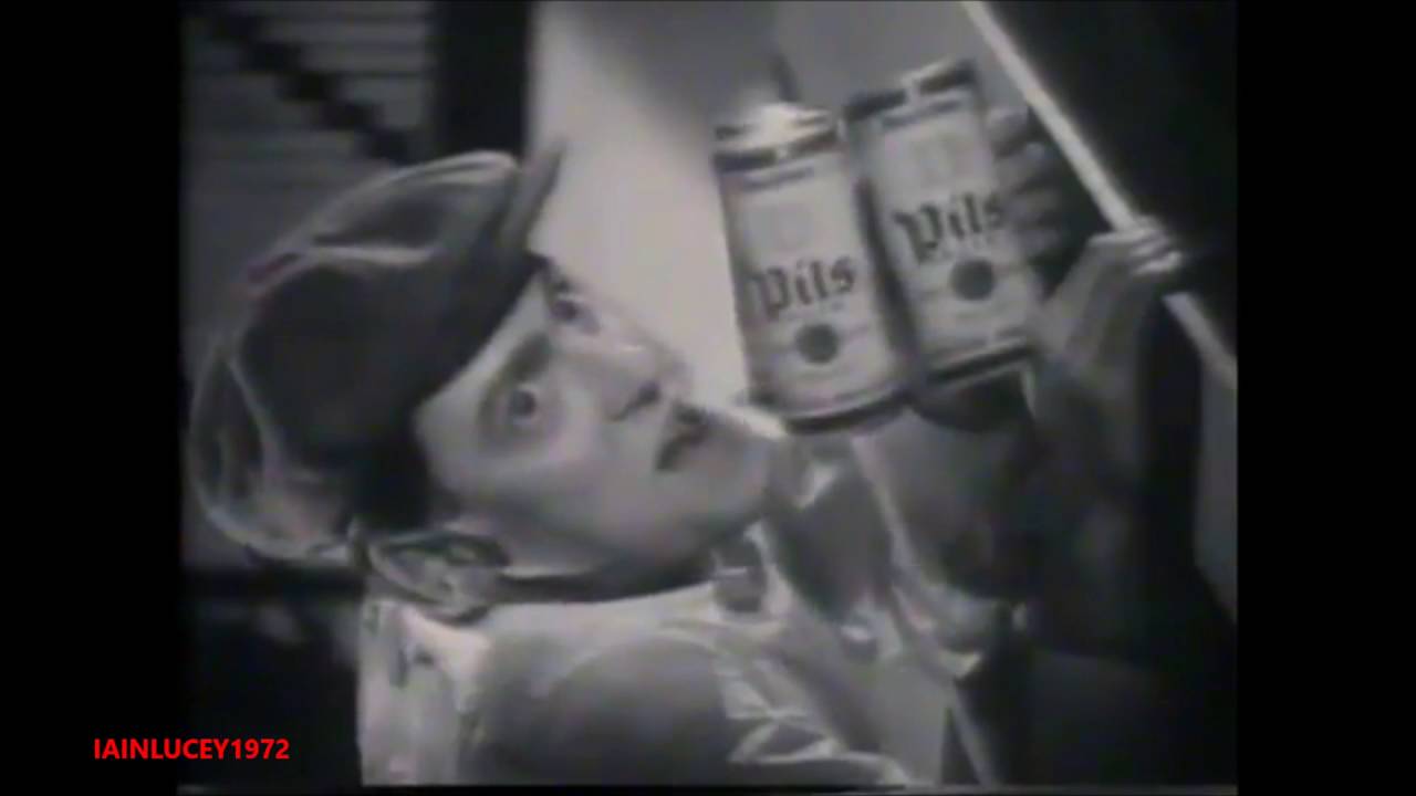 HOLSTEN PILS LAGER BEER TV ADVERT 1984 griff rhys jones humphrey bogart ...