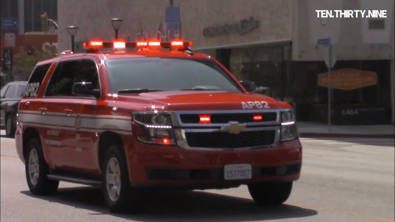 LAFD AP82, LIGHT FORCE 33 , RESCUE 833 RESPONDING - YouTube