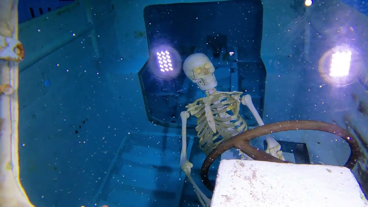 Poland DeepSpot - The Deepest Pool in Europe - YouTube