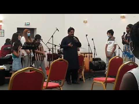 Kamal Chughtai and family members in Paris Church August 2020 - YouTube