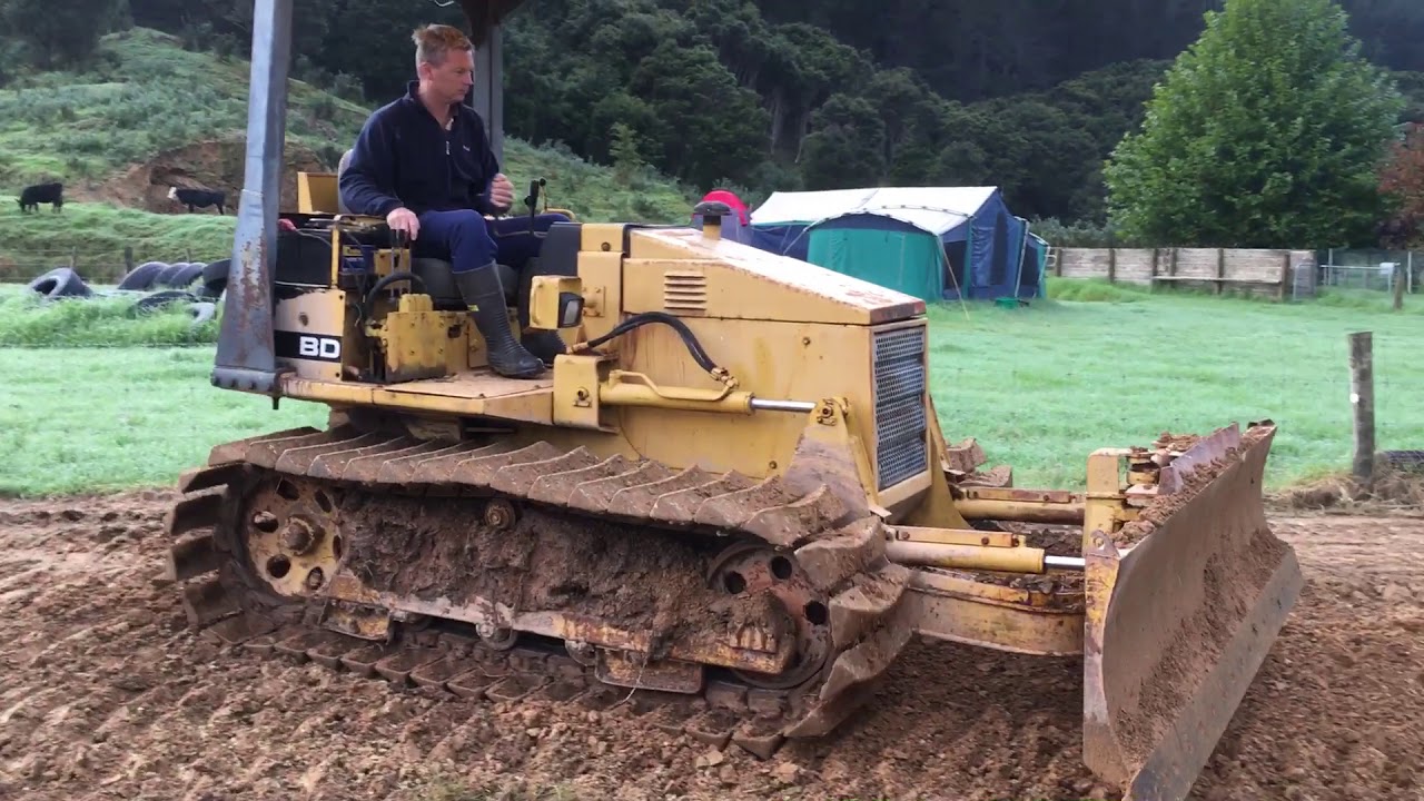 Mitsubishi bd2g bulldozer no 19 May 2018 - YouTube