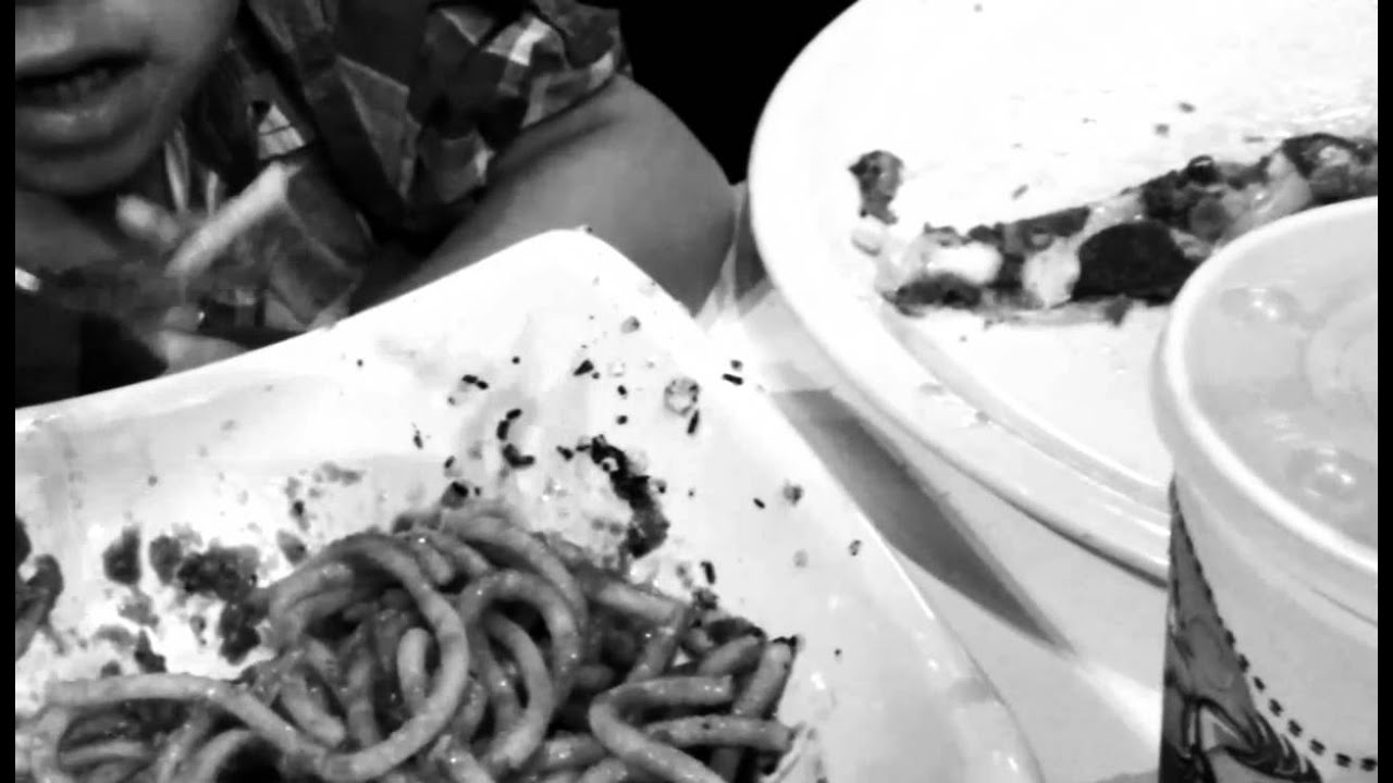 Tyler eating spaghetti - YouTube