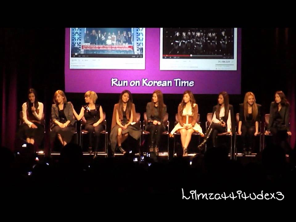 Taeyeon Crying & Touched During NY Fan Meet - YouTube