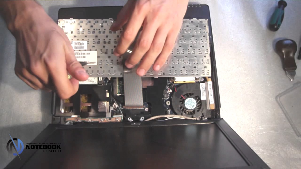 HP Compaq nc4400 - Disassembly and cleaning - YouTube