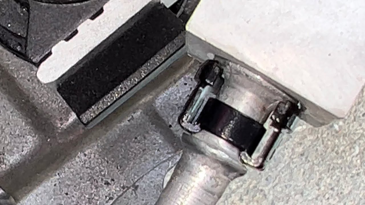 TOYOTA PLASTIC CONDENSER RETENTION CLIP INSTALLATION. Do not try to ...