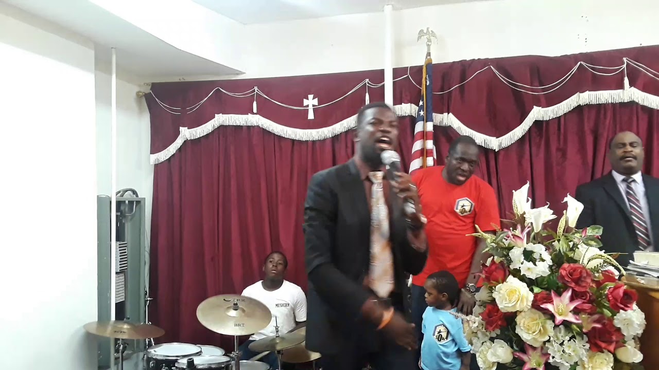 August 22, 2019 Psalmiste Elizé Du groupe Deli benson 3eme annivèsè ...