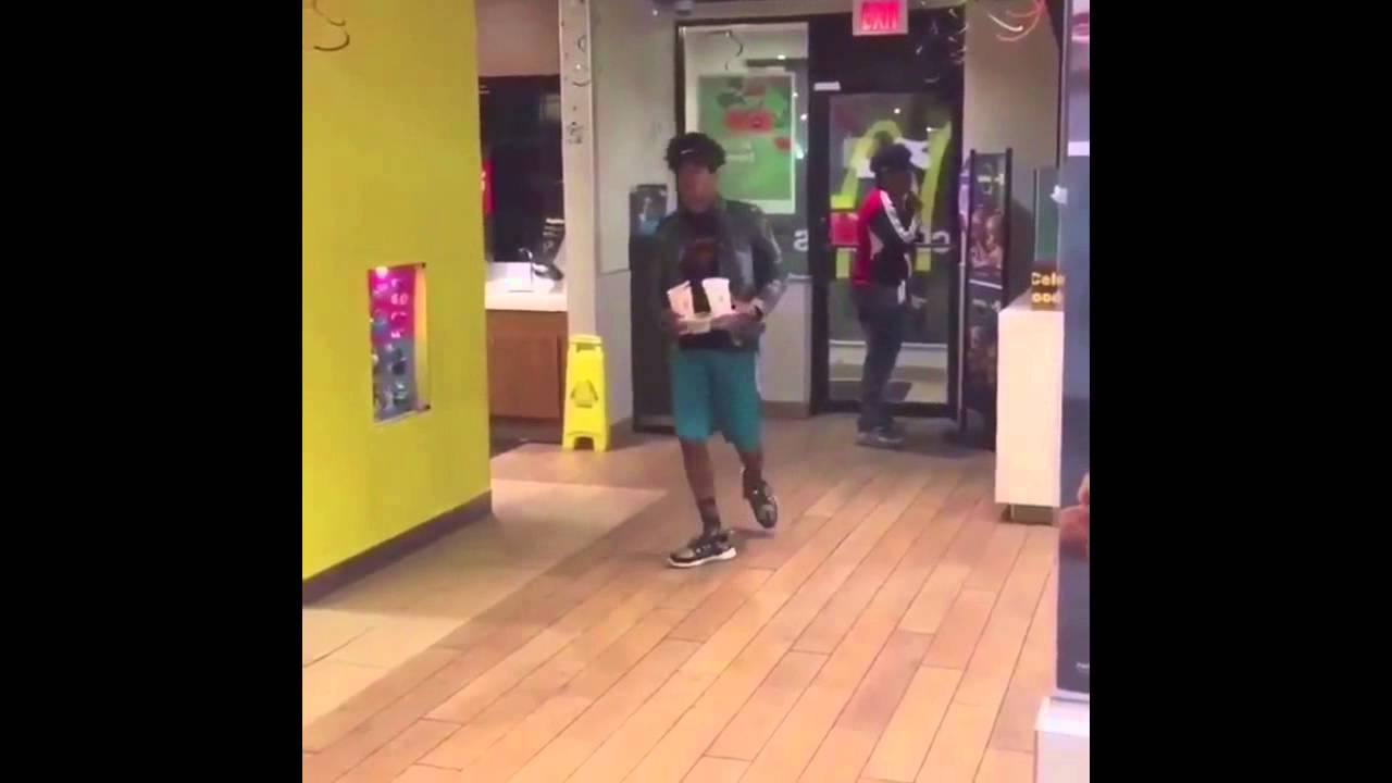 Falling Out In Restaurants Prank - YouTube