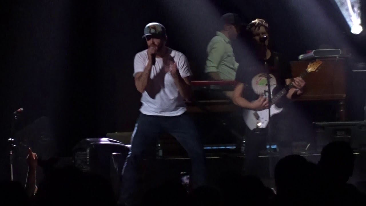 Dallas Smith, Dean Brody, MacKenzie Porter, Chad Brownlee - Friends Don ...
