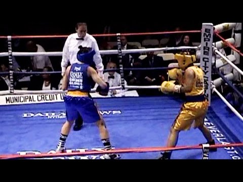 EMILY COLON / JOHANNA ACEVEDO : DAILY NEWS GOLDEN GLOVES 2016 : 119 lb ...