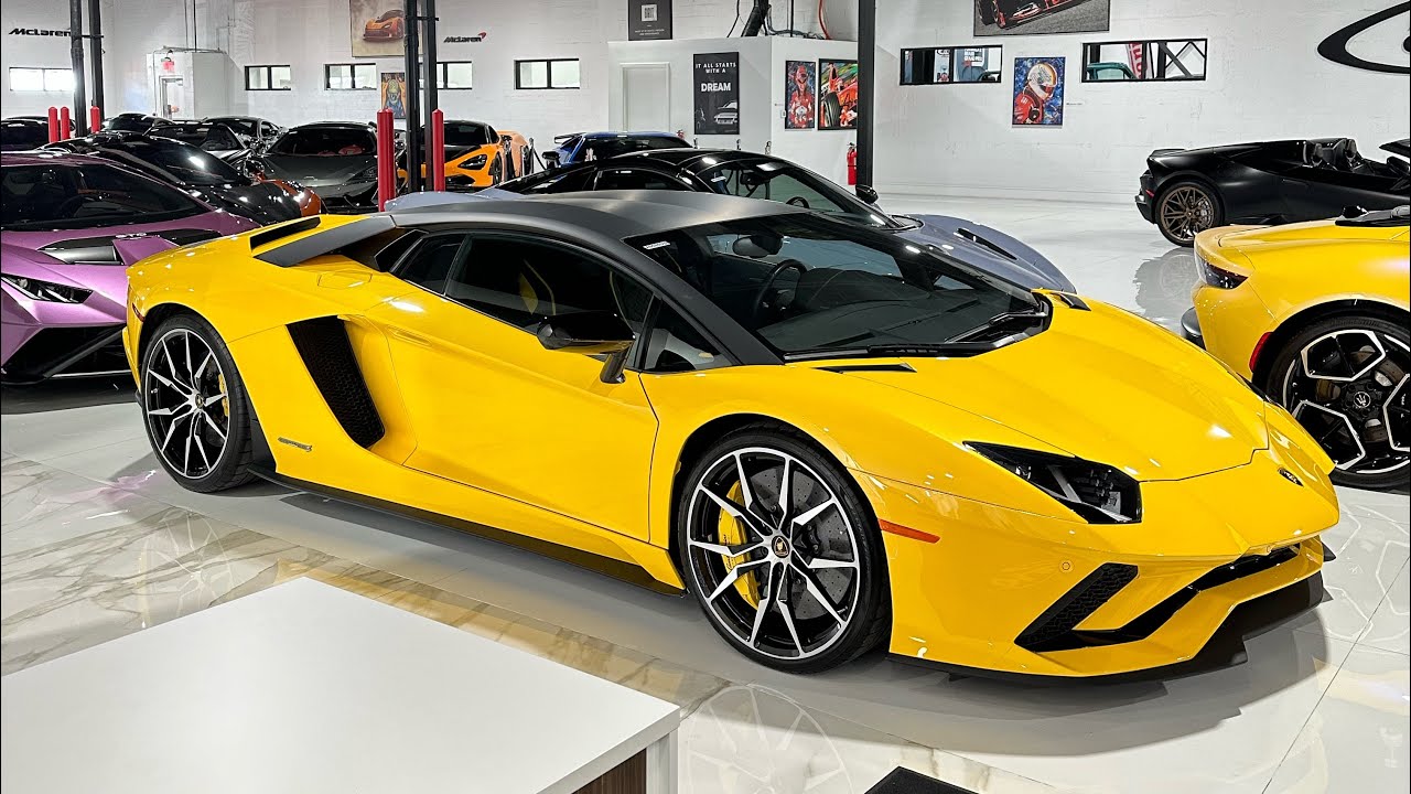 Lamborghini Aventador S 360 Walk Around - YouTube