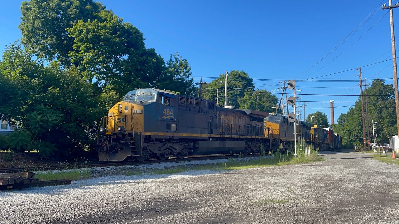 CSX M426 at CPF-303 (North Chelmsford) [8-3-22] - YouTube