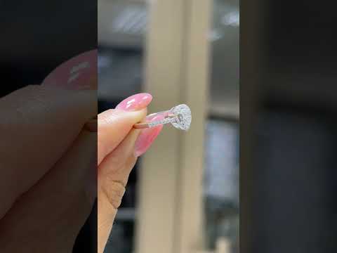 0,28 Karat Damla Baget Pırlanta Yüzük