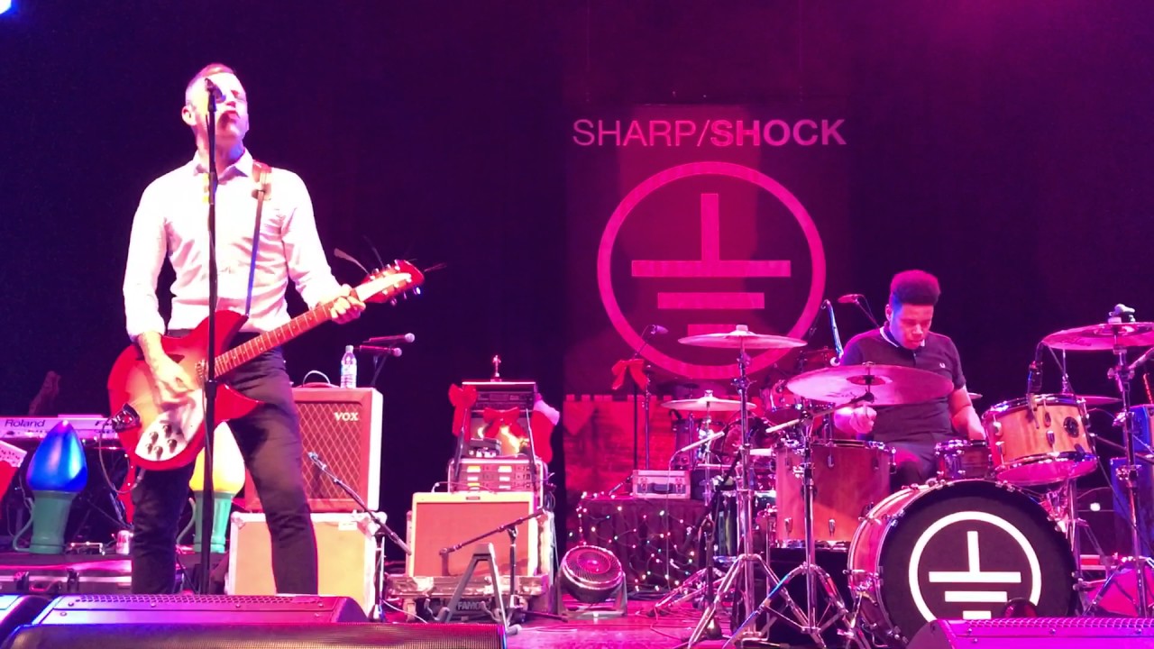 "Troublemaker" Sharp/Shock Live - YouTube