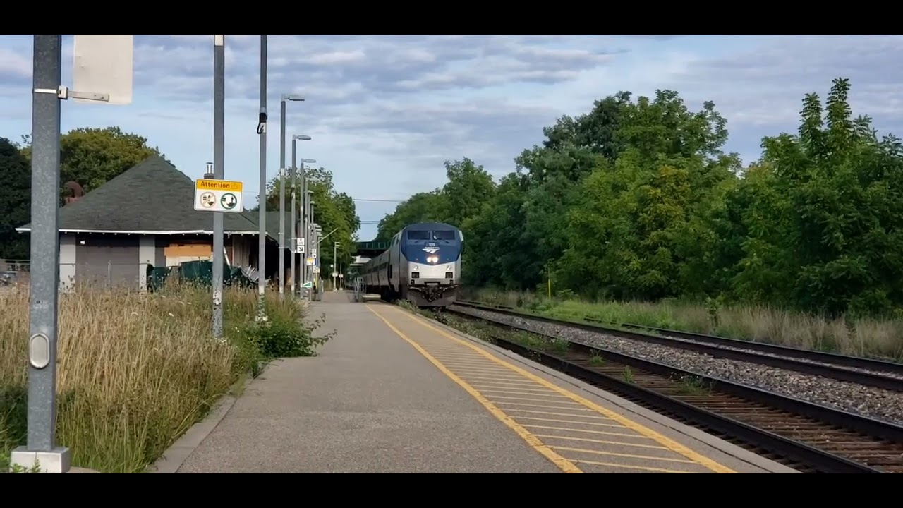 amtrak 109 in St.Catharines - YouTube