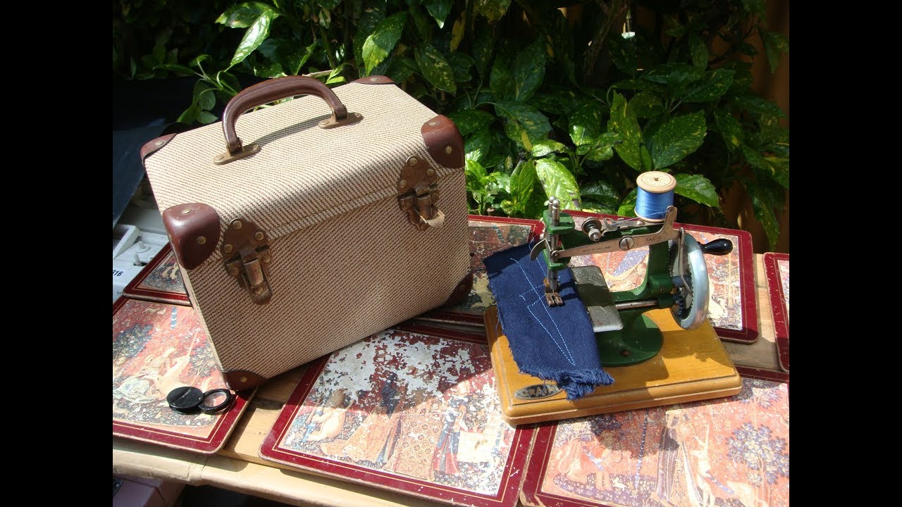 Vintage GRAIN Miniature Child Hand Crank sewing machine See Video - YouTube
