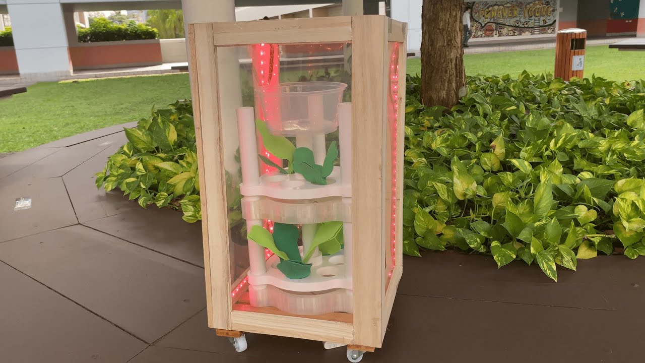 Portable Hydroponics Farm - SIA 2021 - YouTube
