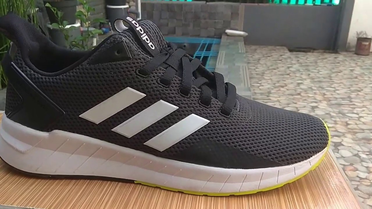 Adidas Questar Ride Dark Grey / Green Solar - YouTube