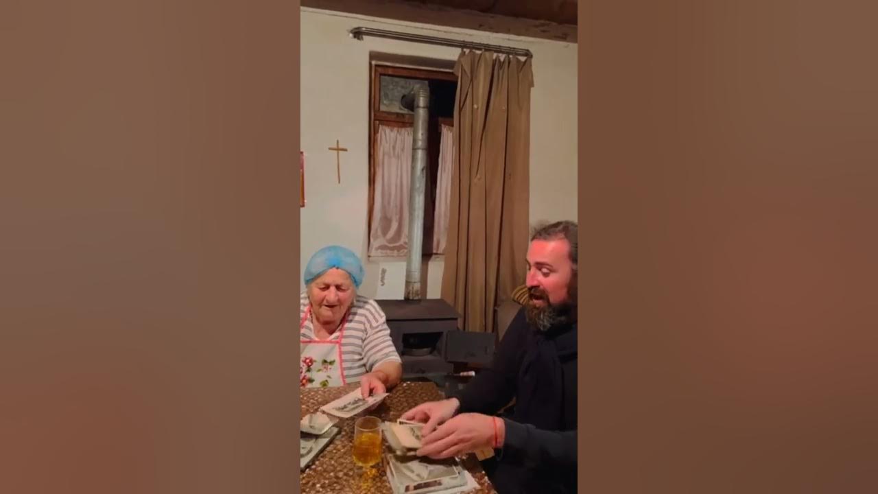 გივიკო დიდია და ეთერი ბებო შემოდგომა რომ დადგება 🍁🍂 Youtube