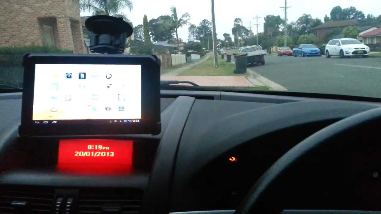 NaviTab RAM windscreen mount - YouTube