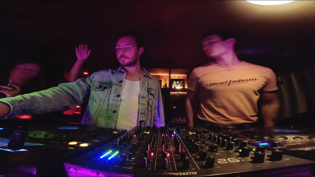 RoMinimal / Micro Deep House Mix Cosmöw b2b Greemo at Perlone (NICE, FR ...