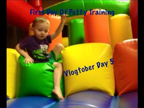 First Day Of Potty Training | VLOGTOBER Day 5 - YouTube