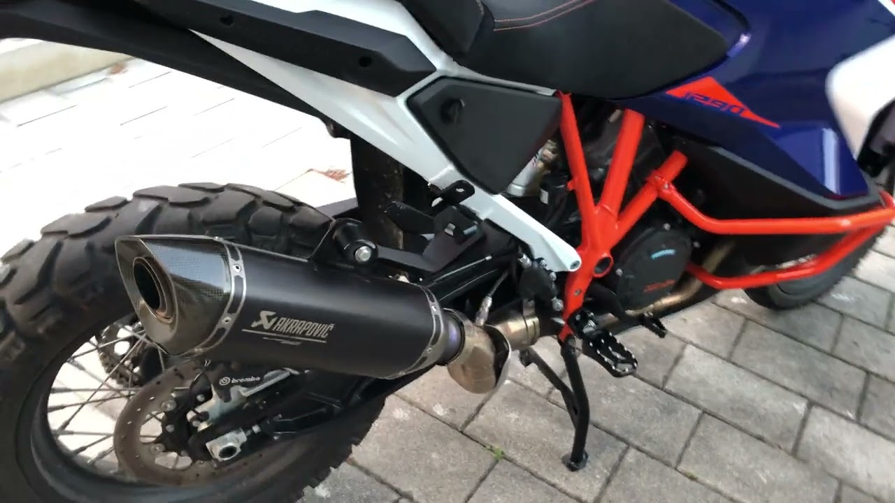 KTM 1290 Super Adventure R 2022 with Akrapovic Soundcheck - YouTube