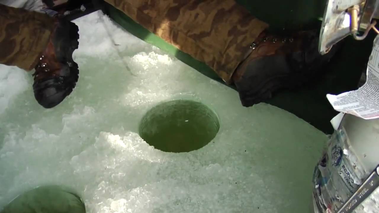 Ice Fishing Colorado. Nate Zelinsky with a CutBow - YouTube