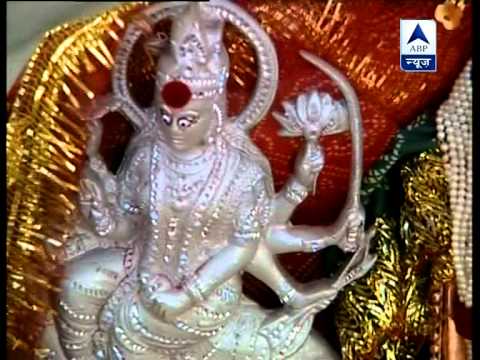 A visit to Amba Devi with Shweta Tiwari - YouTube