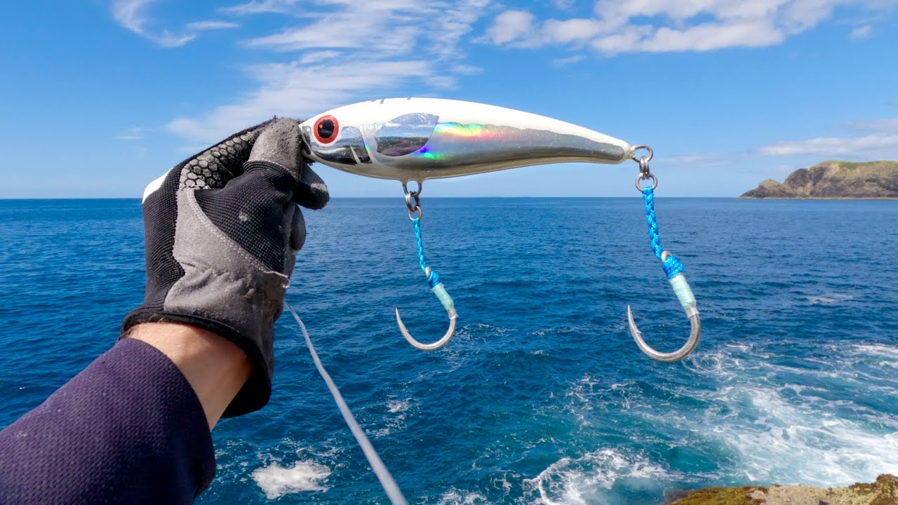 First Person to go Fishing Here (GIANT Fish Spot) - YouTube