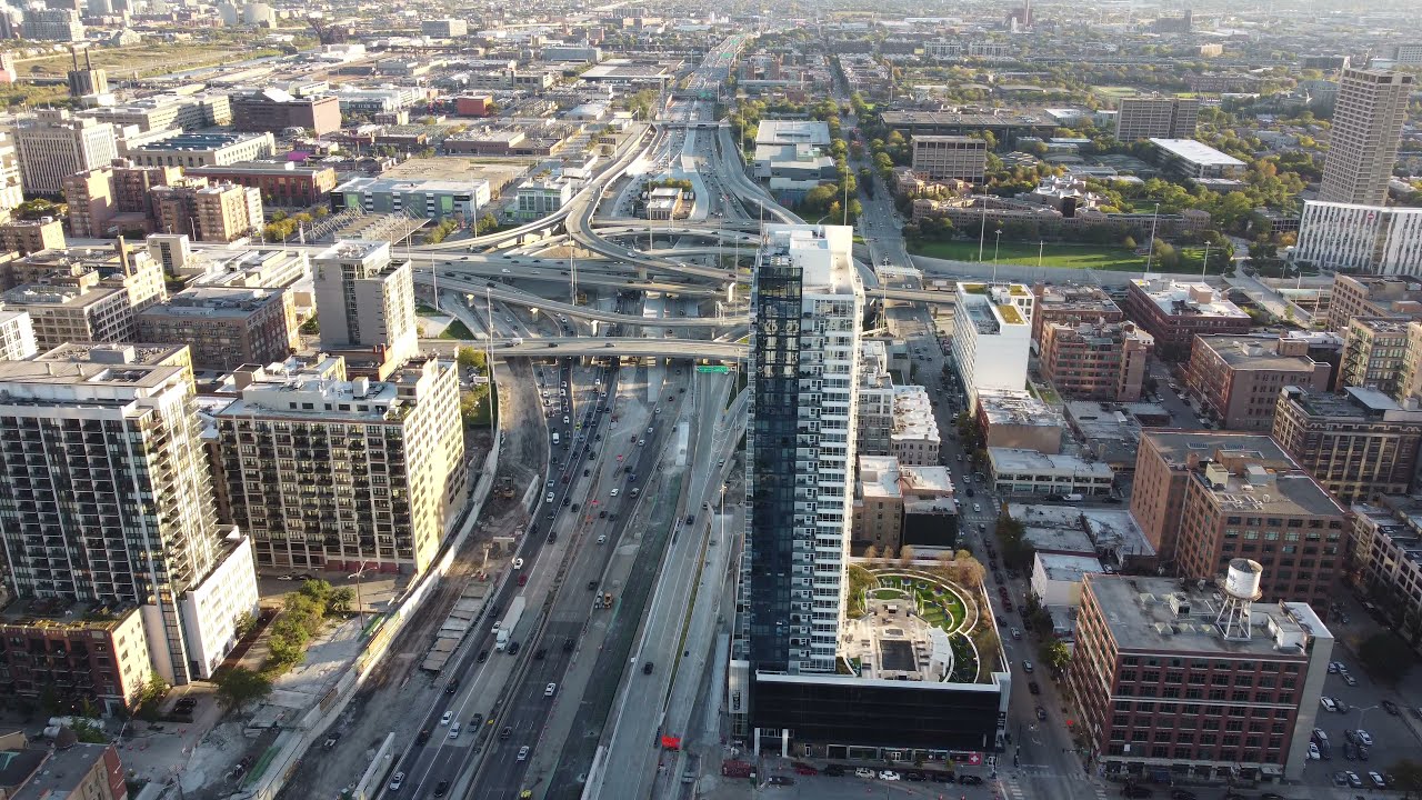 West Loop - 727 W Madison, Skybridge Condo - Chicago - Drone - Day - 4k ...