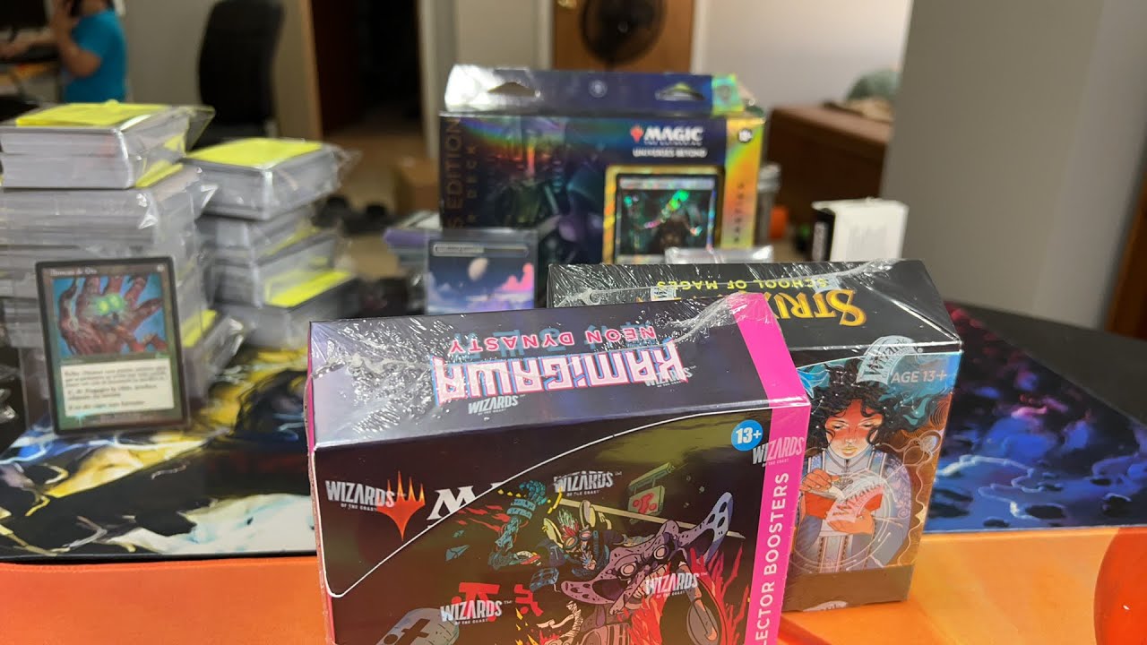 Strixhaven/kamigawa collector box battle for Necron collector commander ...