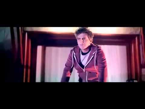 124  Vodafone Freezone Reklamı    Teomana gece yarısı sürprizi   YouTube 360p