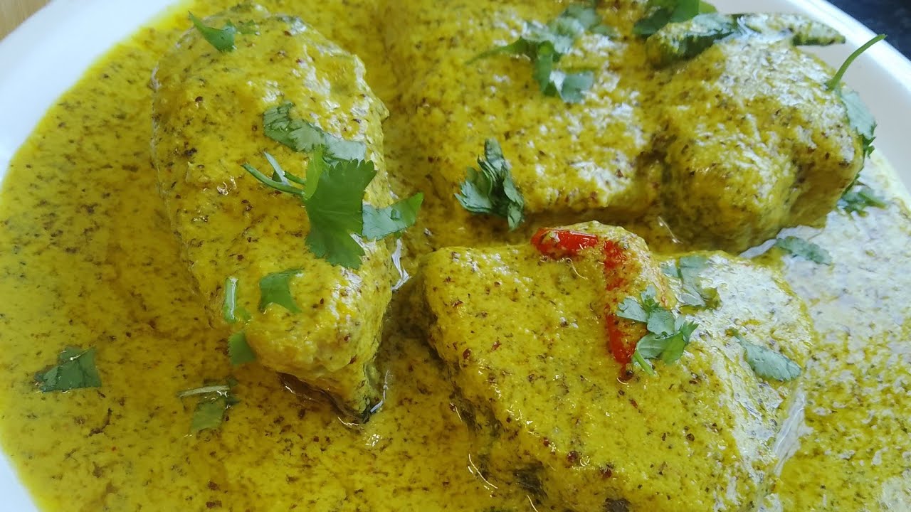 Bangali fish recipe l sorse bata katla maach bhapa l সোর্স বাটা কাতলা ...