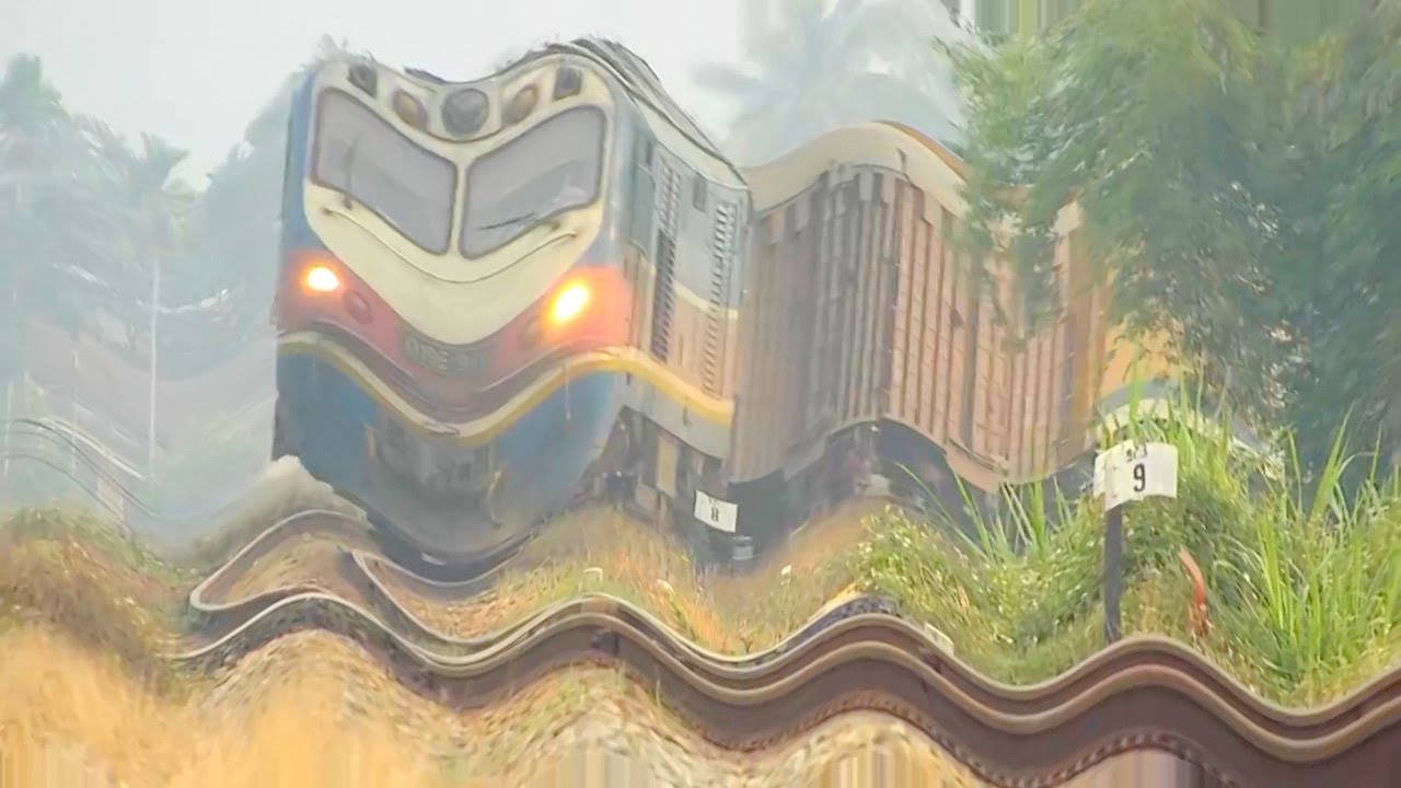 The Dancing Train Funny Train Amazing Train Funny relaxing video - YouTube