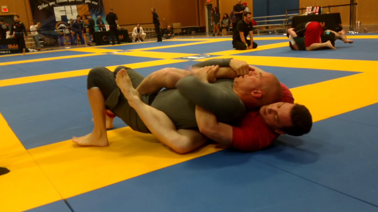 Lee Riddle NOGI Match 2 - Fuji BJJ Tournament - Austin, TX - YouTube