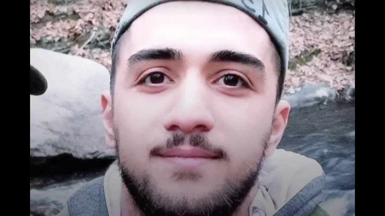 Iran : le combat des parents de Mohammad Mahdi Karami - YouTube