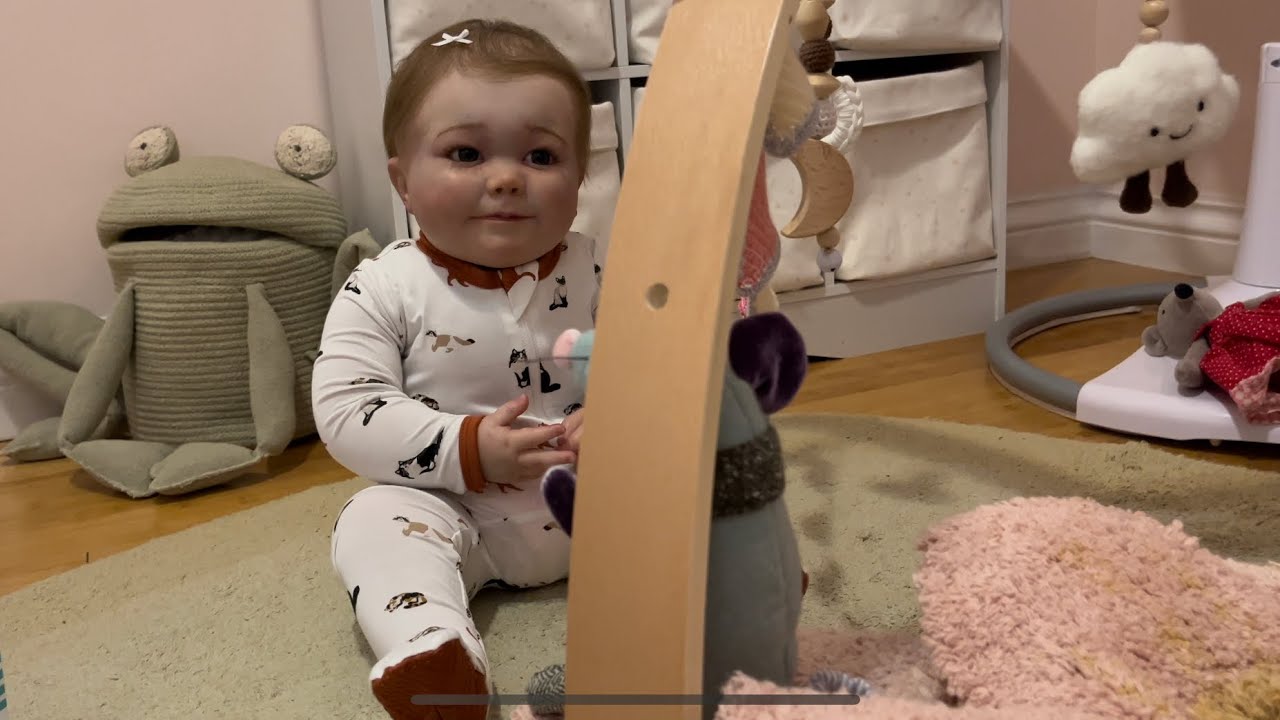 Some Tuesday Cuteness with Junie June 🐈‍⬛🐈🖤🤍🤎 - YouTube