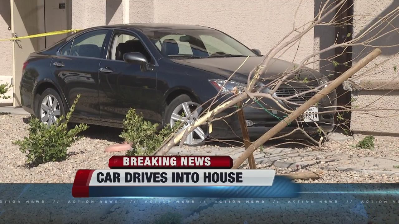 Car hits house on Wednesday morning - YouTube
