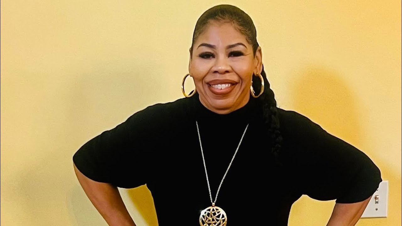 Chrystal Rucker sings “Through It All” #andraecrouch #gospelmusic # ...